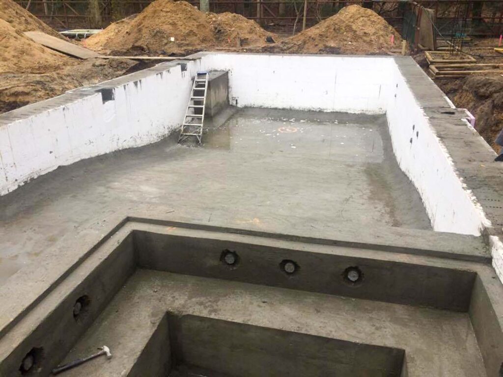 ICF Swimming Pools: BuildBlock Insulating Concrete Forms